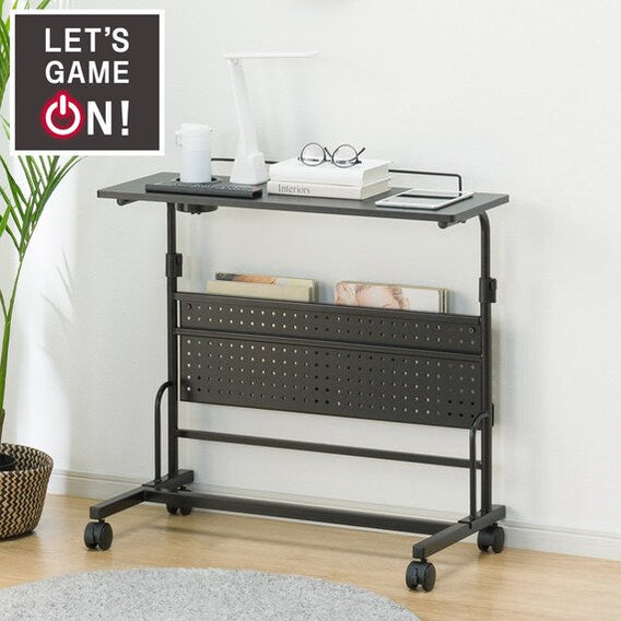 DESKS & WAGONS